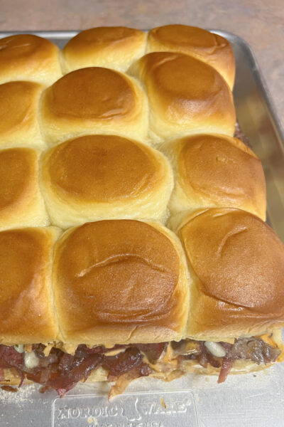 BEEF TENDERLOIN SLIDERS - Chef Alli