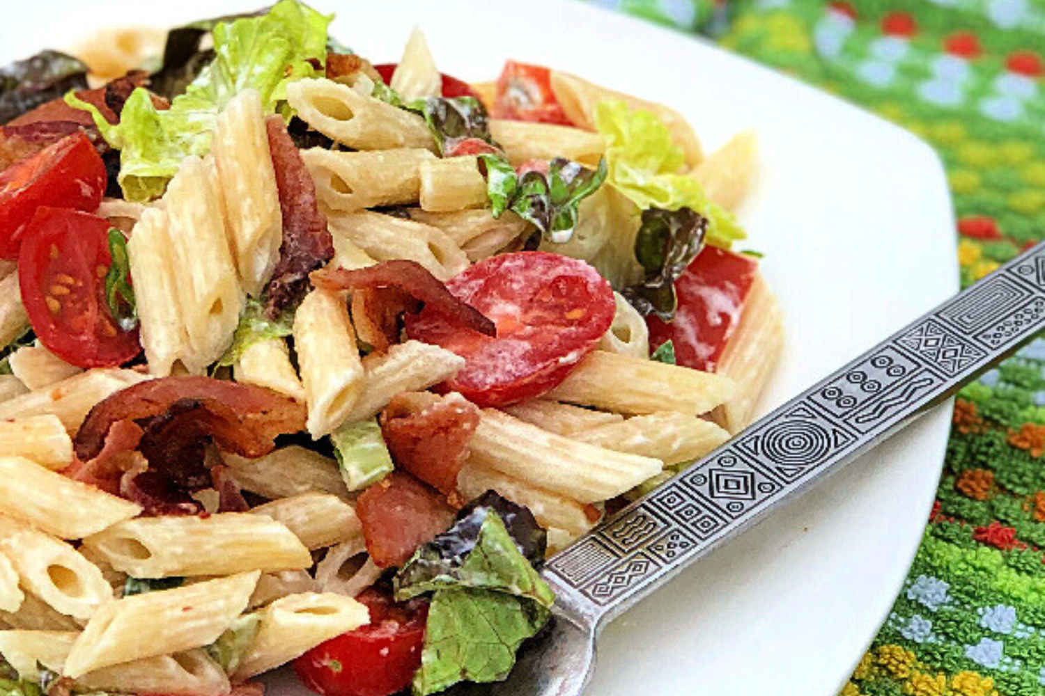 BLT Salad with Pasta - Chef Alli